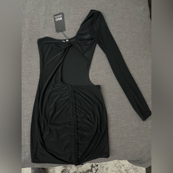 EGO | Dresses | One Sleeve Ruched Detailing Twisted Bust Mini Bodycon Dress In Black | Poshmark